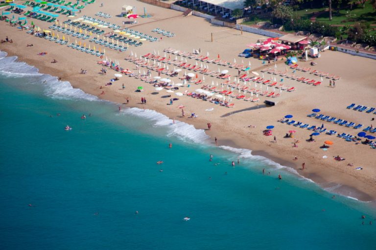 Guide to Cleopatra Beach in Alanya | Antalya Tourist Information